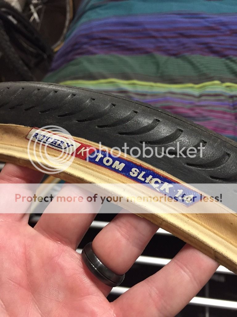 Ritchey Tom Slick & Tioga City Slicker skinwall Tyres | Retrobike